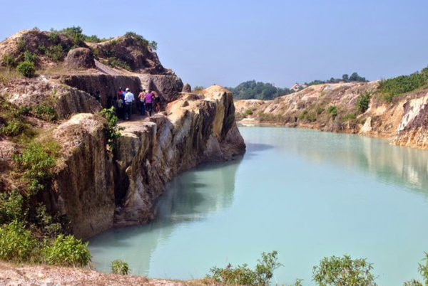 নেত্রকোনা দুর্গাপুর উপজেলার বিরিশিরি ভ্রমন - Travel and Place